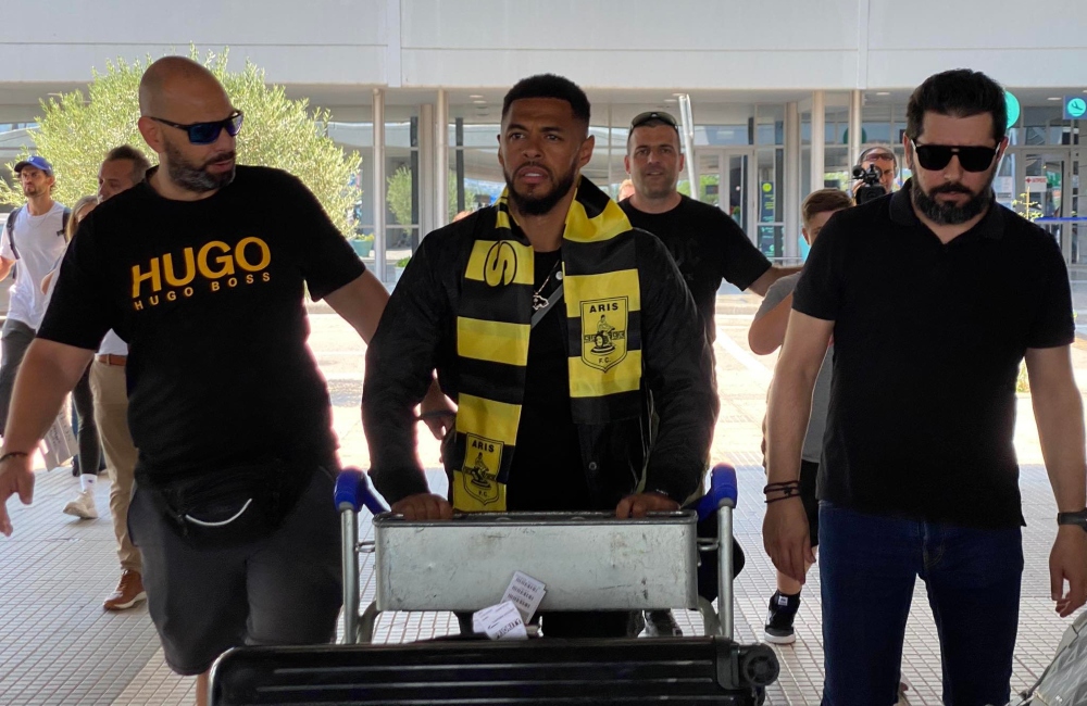 Στο δρόμο για την Αυστρία ο Γκρέι - AllAboutARIS.gr