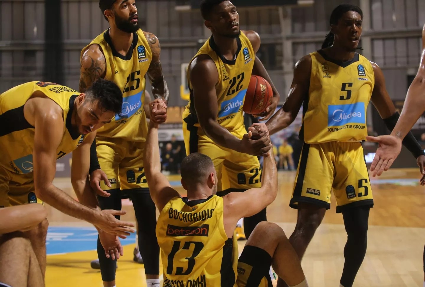 ΚΑΕ ΑΡΗΣ: "Ολοι για έναν και ένας για όλους" (pic) - AllAboutARIS.gr